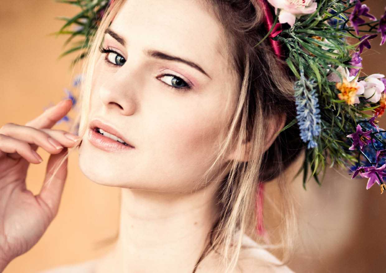 Daniela Bloom from Poland | Popnable