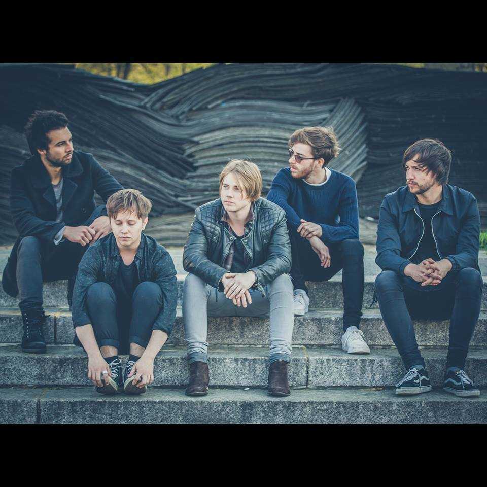 Nothing But Thieves Net Worth - How Much Does Nothing But Thieves Make ...