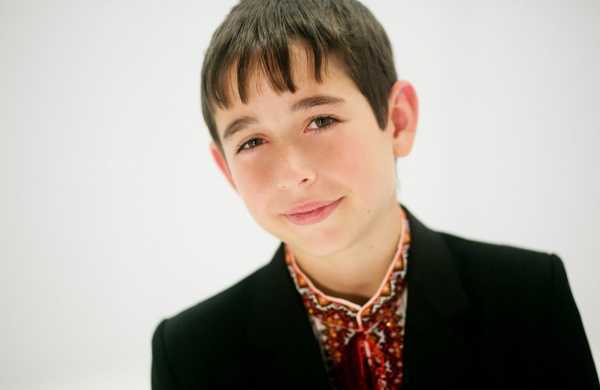 Roman Sasanchin's Biography And Facts' | Popnable