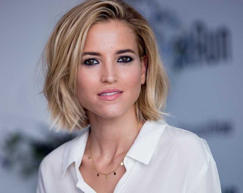 Ana Fernández Popular Songs | Popnable