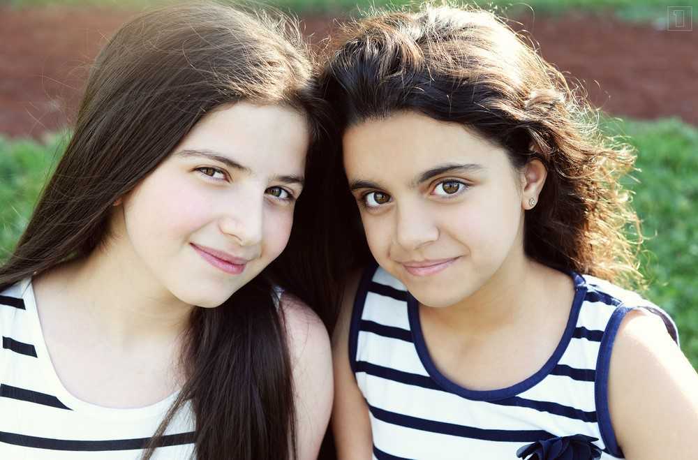 Anahit & Mary's Biography And Facts' | Popnable