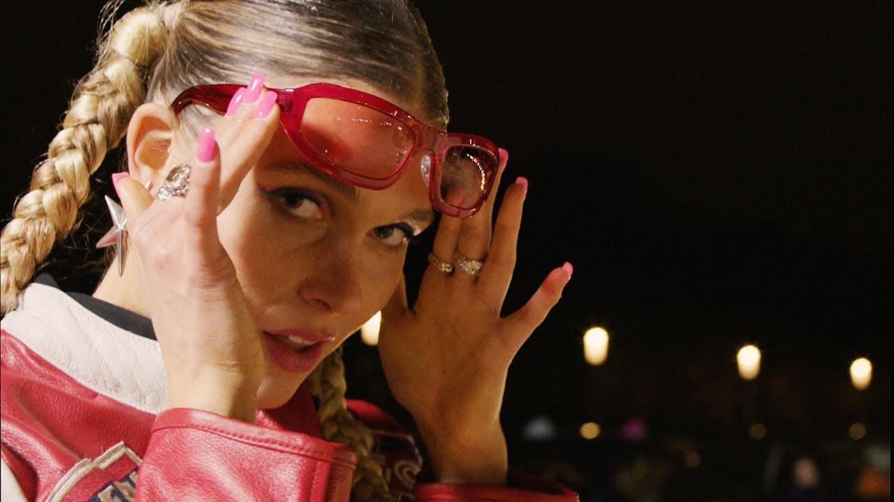 Anaïs's Biography And Facts' | Popnable