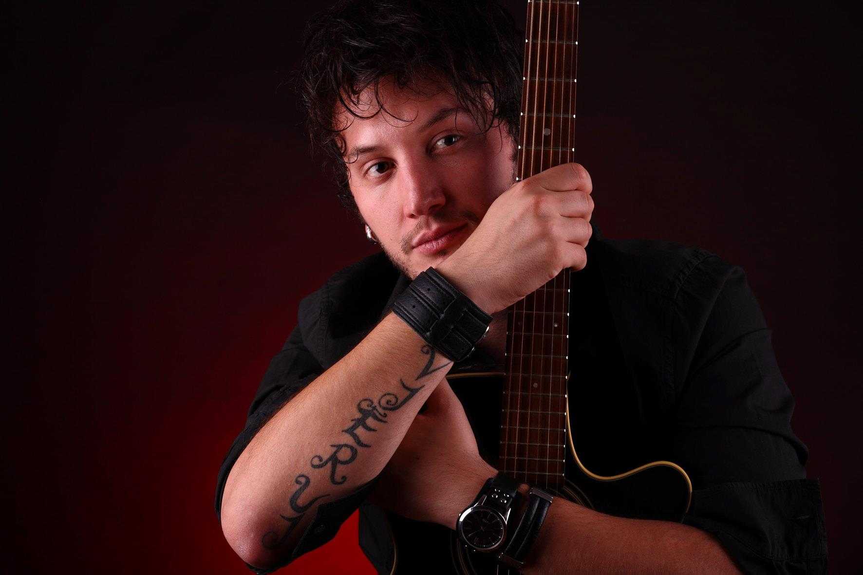 Bojan Delić from Montenegro | Popnable