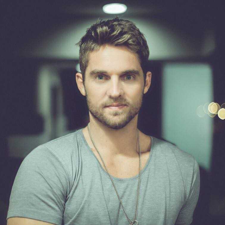 Brett Young Net Worth - How Much Does Brett Young Make? | Popnable
