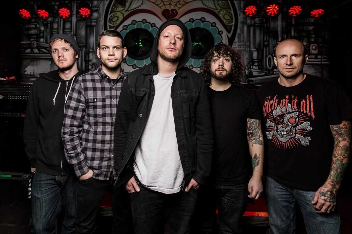Comeback Kid Famous Songs | Popnable