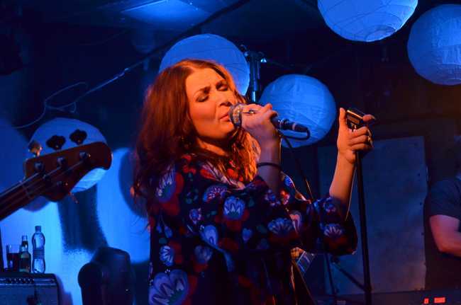 Irina Best Songs | Popnable