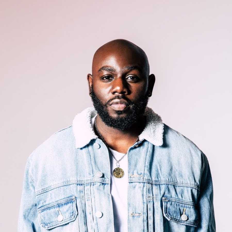 Jonathan Traylor's Biography And Facts' | Popnable