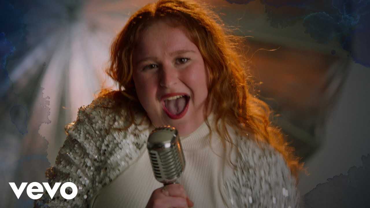 Julia Lester's Biography And Facts' | Popnable