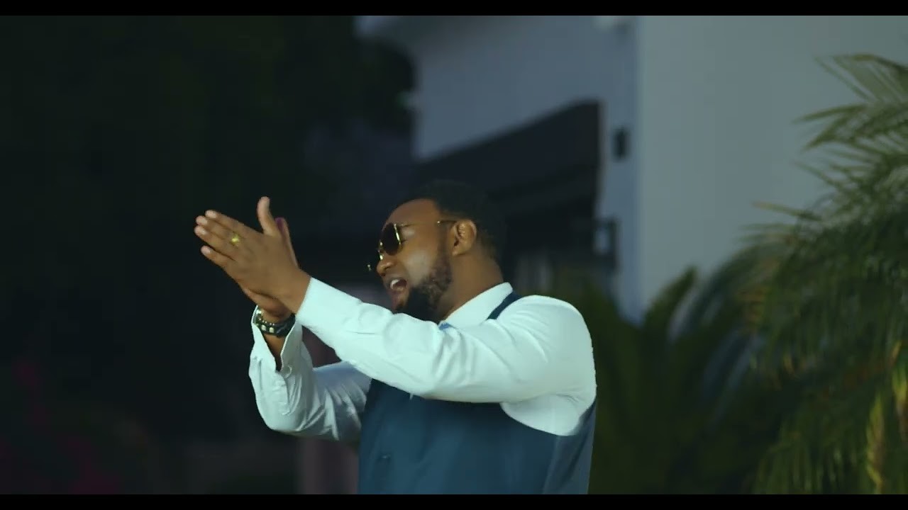 Kitoko's Biography And Facts' | Popnable