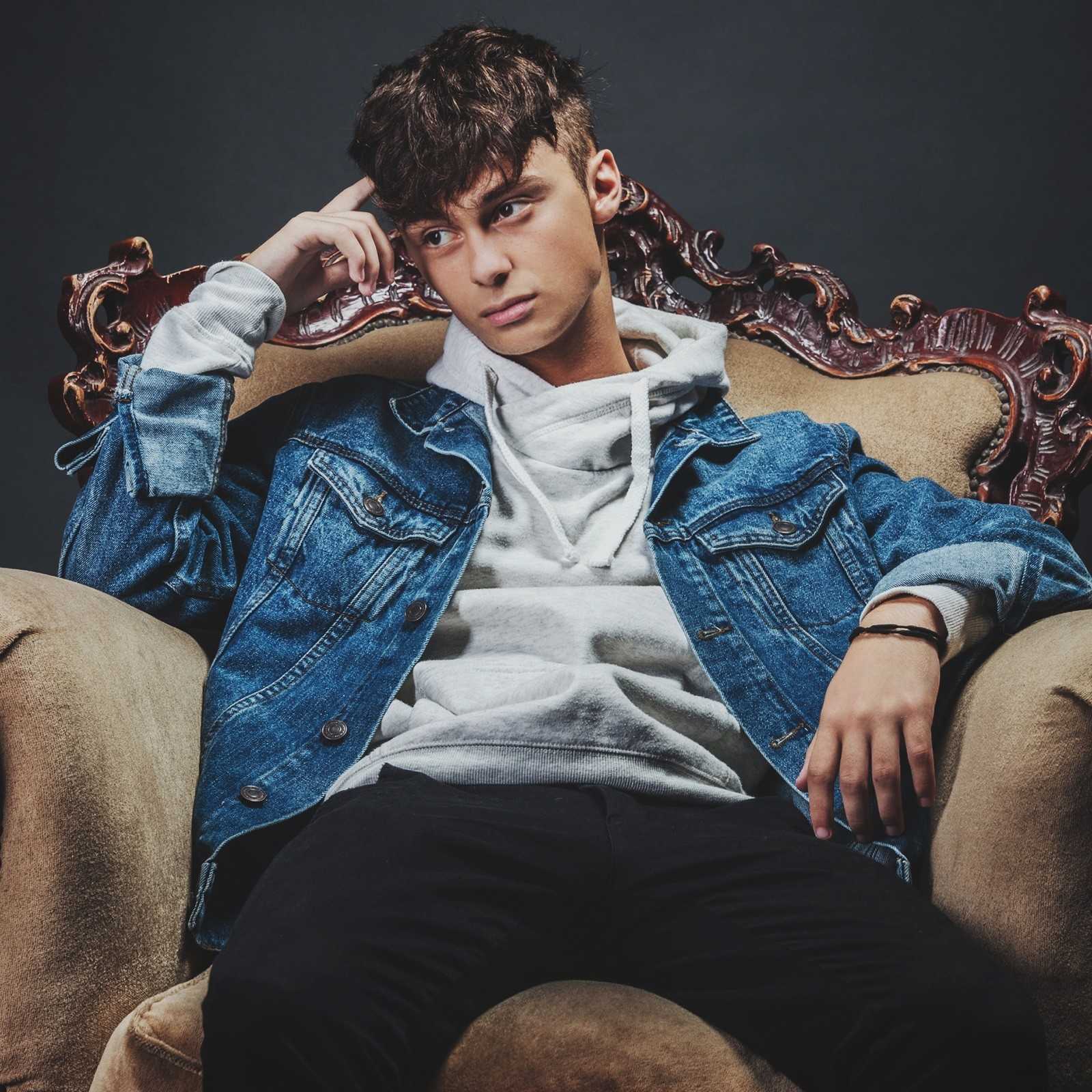 Luke Chappell Best Songs | Popnable