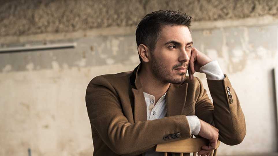 Michalis Hatzigiannis Best Songs | Popnable