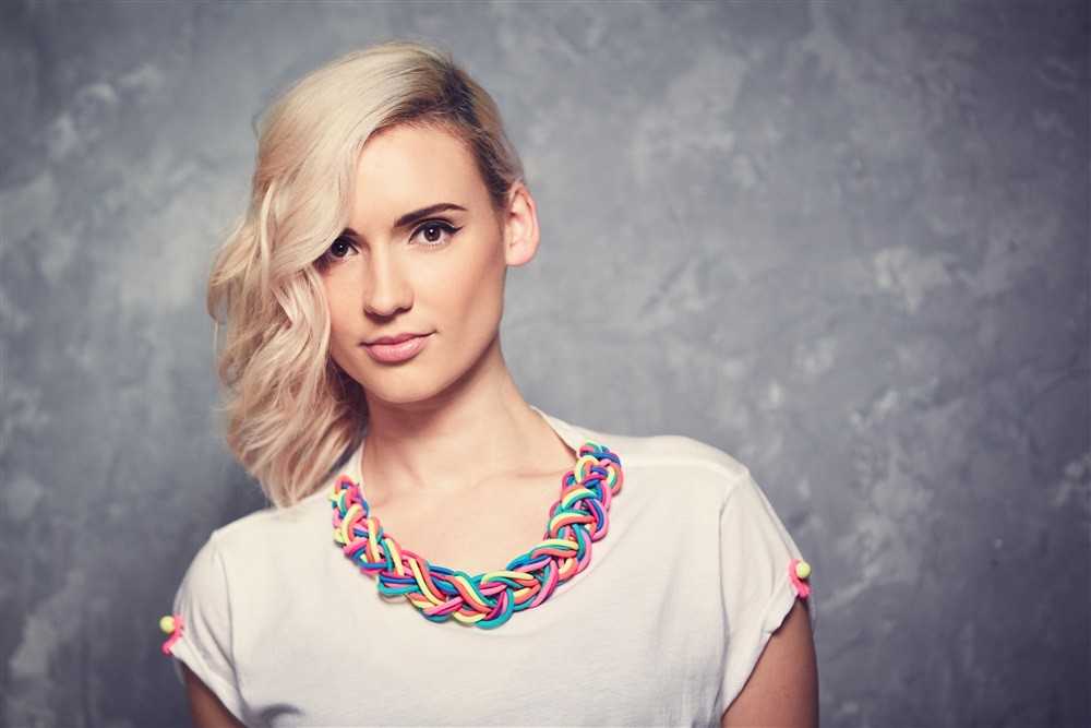 Natoo from France | Popnable