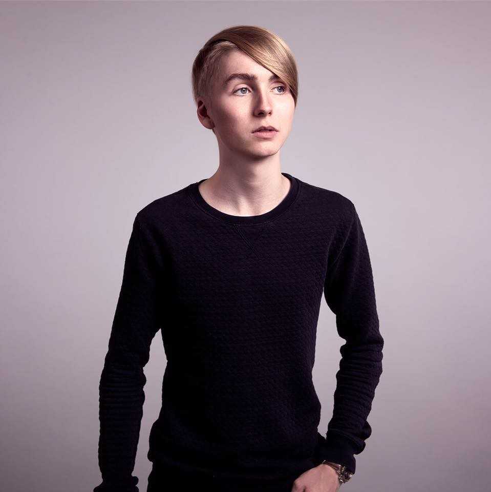 Robin Hustin Biografie und Fakten | Popnable