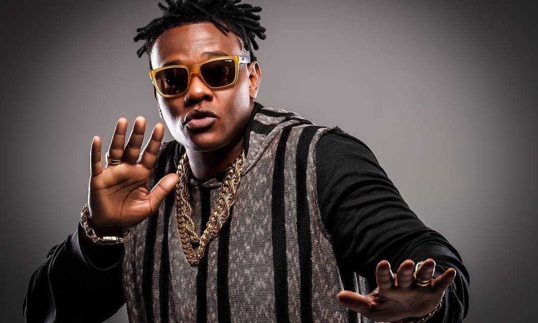 Sapão Famous Songs | Popnable