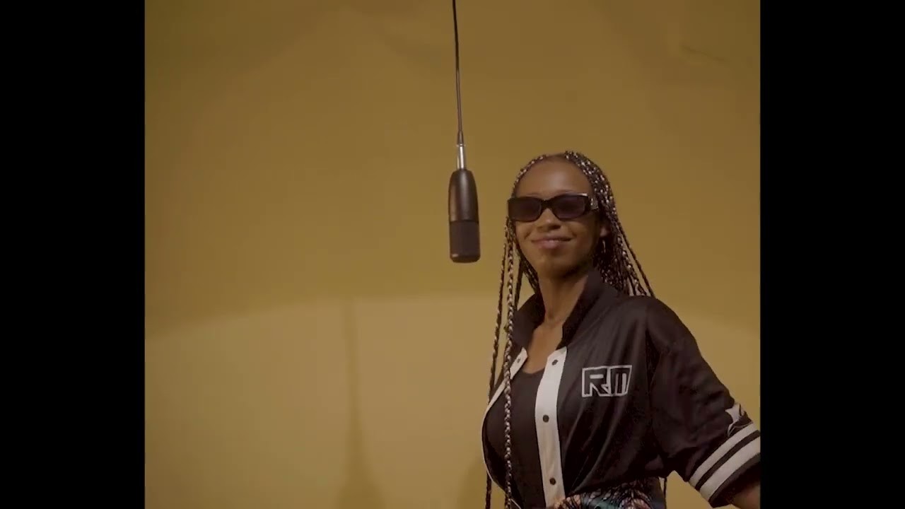 Sharone's Biography And Facts' | Popnable