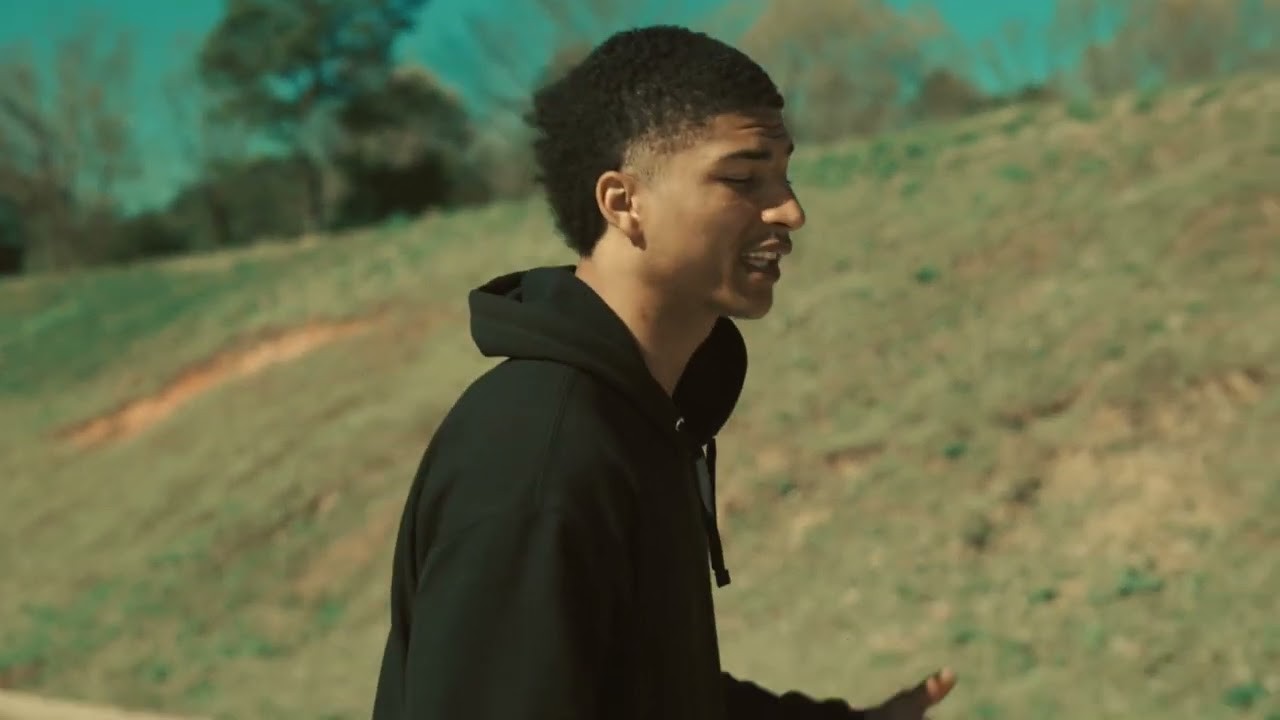 Superstar's Biography And Facts' | Popnable