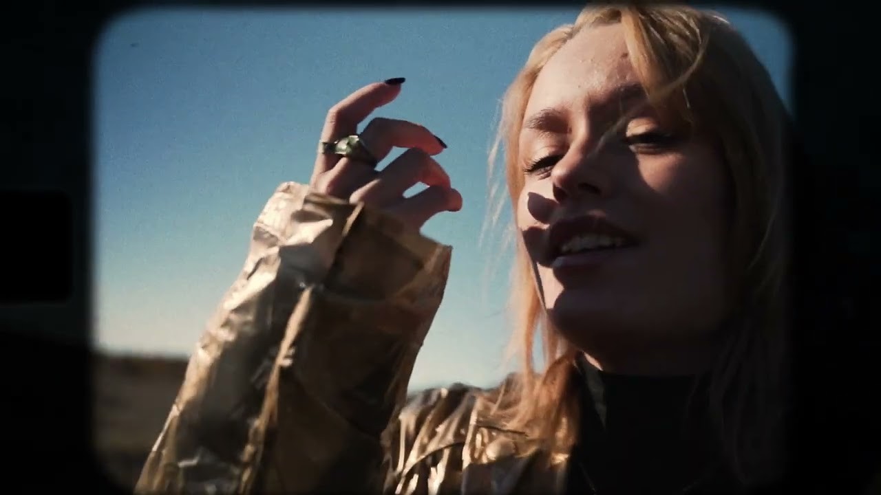 Szakács Erika from Hungary | Popnable
