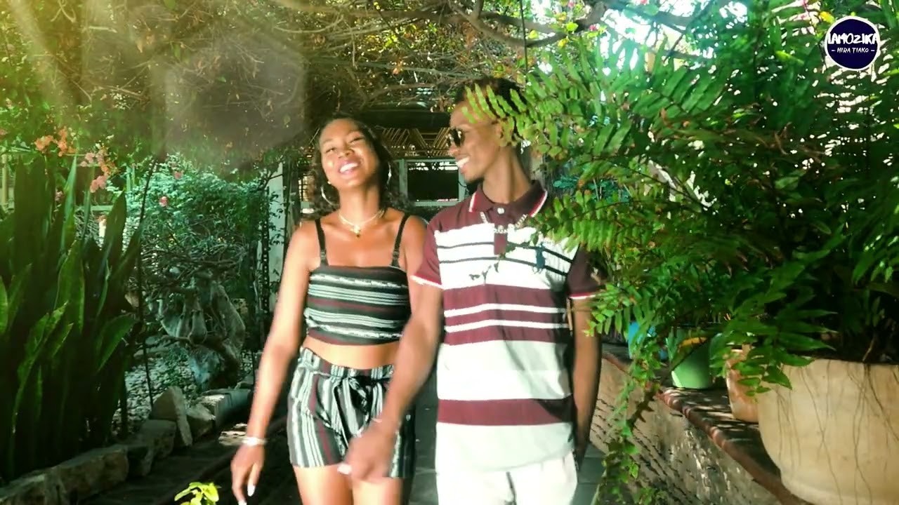 Thivens Lion's Biography And Facts' | Popnable