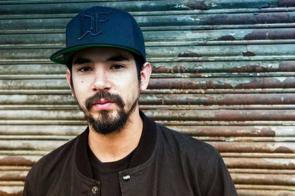 Tino El Pingüino from Mexico | Popnable