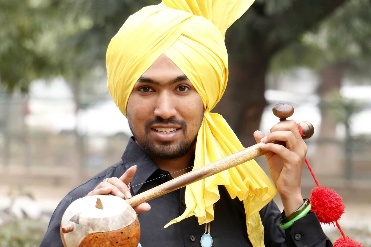 Vijay Yamla Biografía y hechos | Popnable