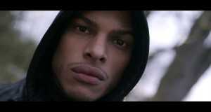 'Champion' - Achetez la chanson et écoutez-la | Popnable