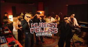 Unsettled Lirik - Unsettled Terjemahan | Popnable