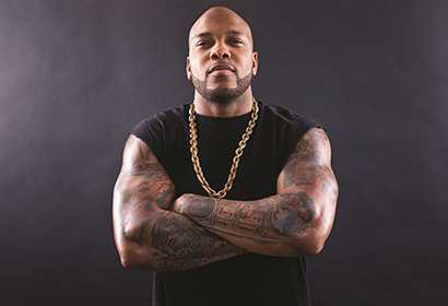 Flo Rida's Son Falls from Fifth Floor Window and Hospitalized | Popnable